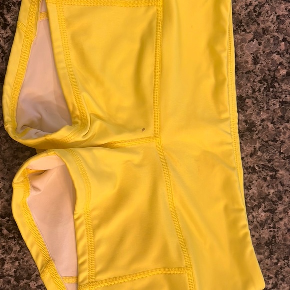 Fleo | Shorts | Fleo Lrc Size M | Poshmark